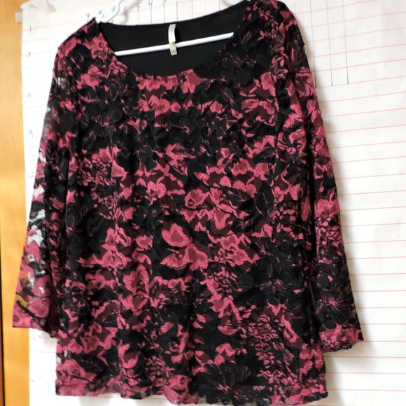 White Stag | Tops | White Stag Womens Top With Lining Sz Xl Black And Dk Pink | Poshmark